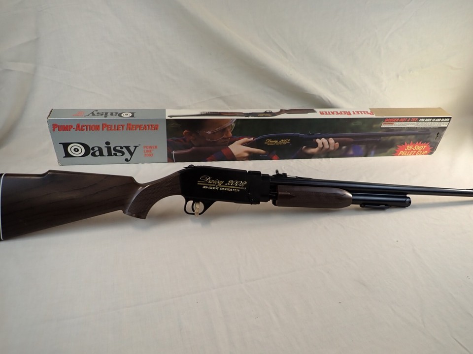 Vintage Daisy Powerline 2002 35 Shot .177 Pellet Repeater With Box and ...