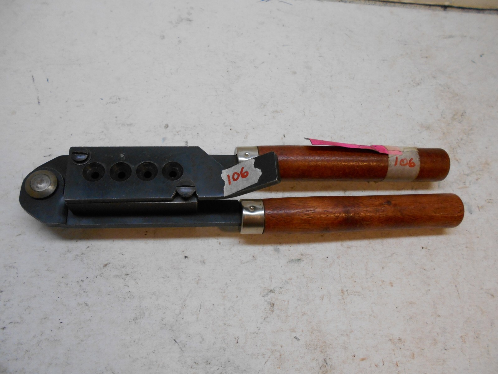 lyman 40143)(429360)(454190)(457483)4 cavity bullet mold wiht handles ...