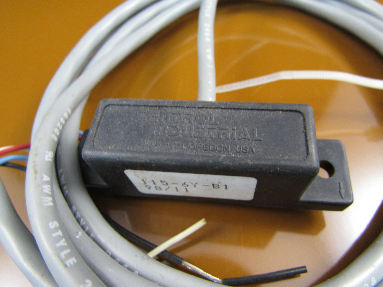 Sentrol Industrial Sensor 115-6Y-B1 NOS | eBay