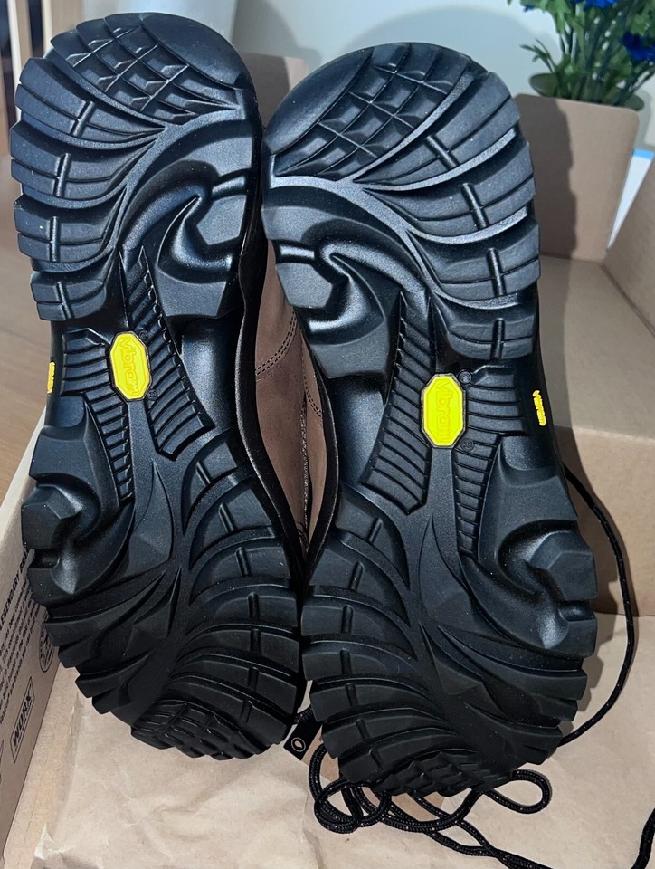 RED WING #6674 ALUMINUM TOE WATERPROOF WORK BOOTS 10.5 D | eBay