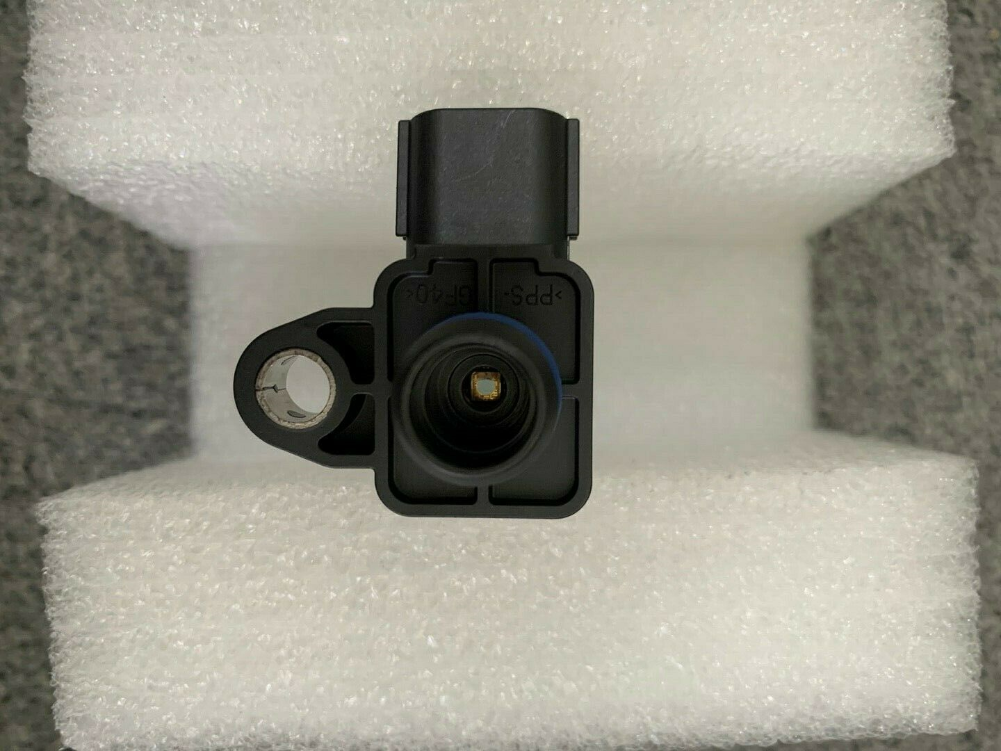 OEM 39300-2M500 SENSOR-BOOST PRESSURE Fedex # for Genesis / Hyundai ...