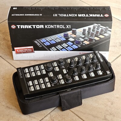 Native Instruments Traktor Kontrol X1 MK1 DJ Controller w/ case + Pro 2 ...
