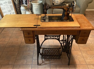 Sewing Machines - 1928 Singer Sewing Machine