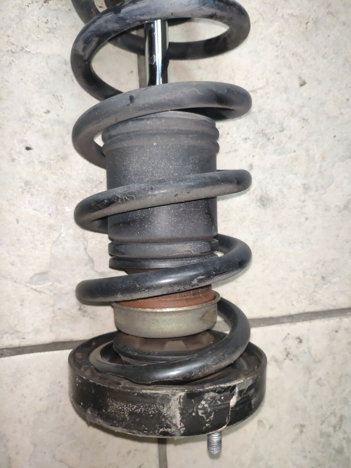 1998 BMW 540 E39 REAR LEFT Shock Strut 1093647 | eBay