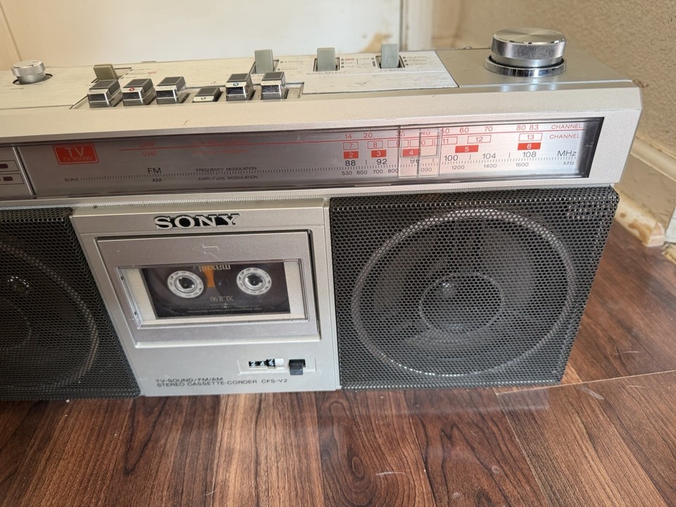 1980 Vintage Sony CFS-V2 Stereo Cassette Recorder Boombox AM FM Radio ...