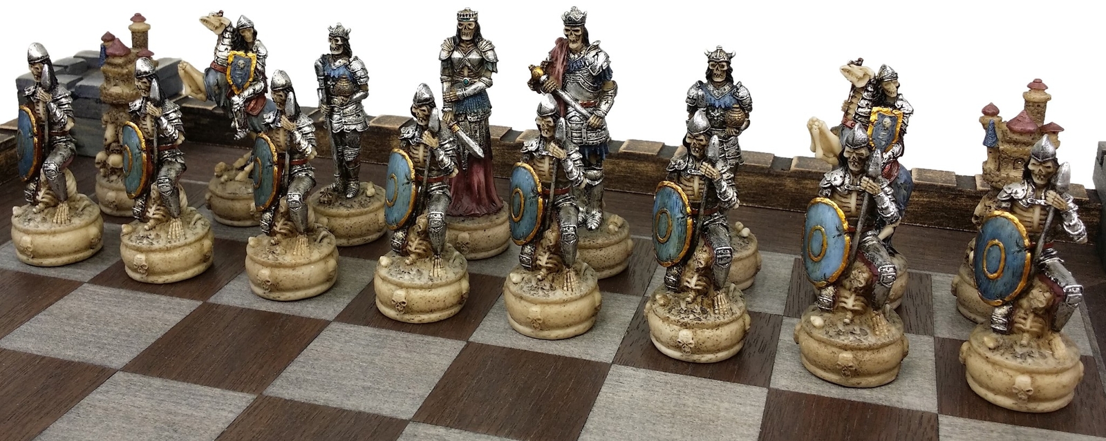 Skeleton Slayer Fantasy Skull Chess Set W/ 17" Castle Fortress Board ...