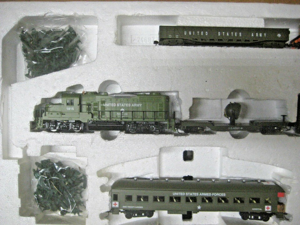 HO MILITARY TRAIN SET #MRR-030321-1 GP-20 LOCO WITH 6 CARS US ARMY ...