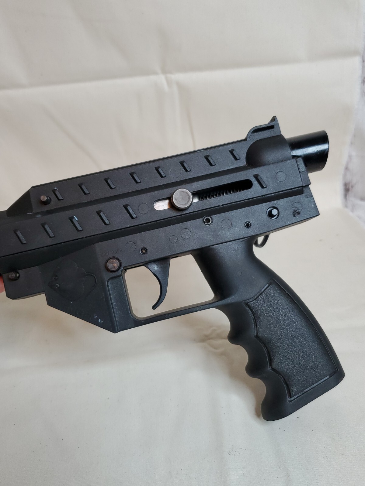 Stingray II .68 Caliber Semi-Auto Paintball Gun Brass Eagle In Box w ...