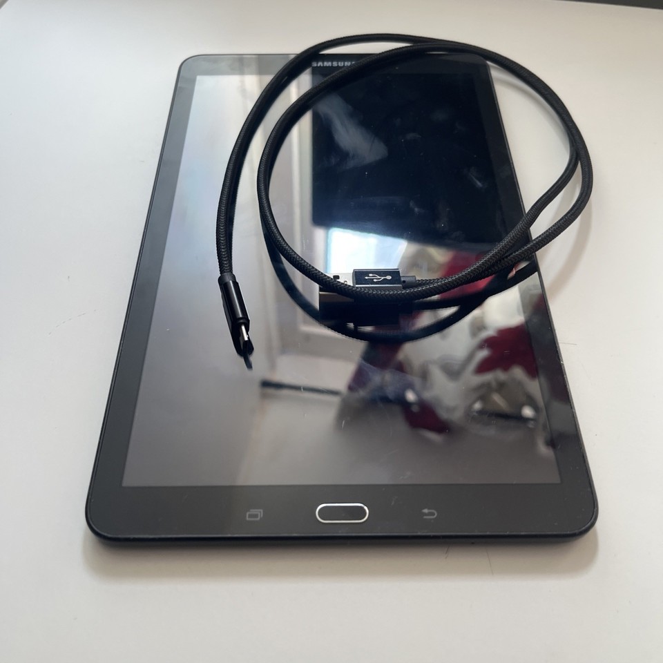 Samsung Galaxy Tab -bundle-Tablet – 8GB/ – Android – Black -Plus ...