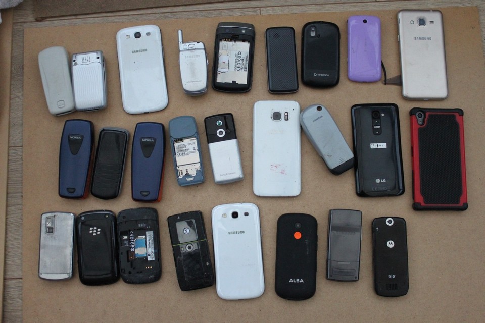 Job lot vintage mobile cell phones nokia etc | eBay