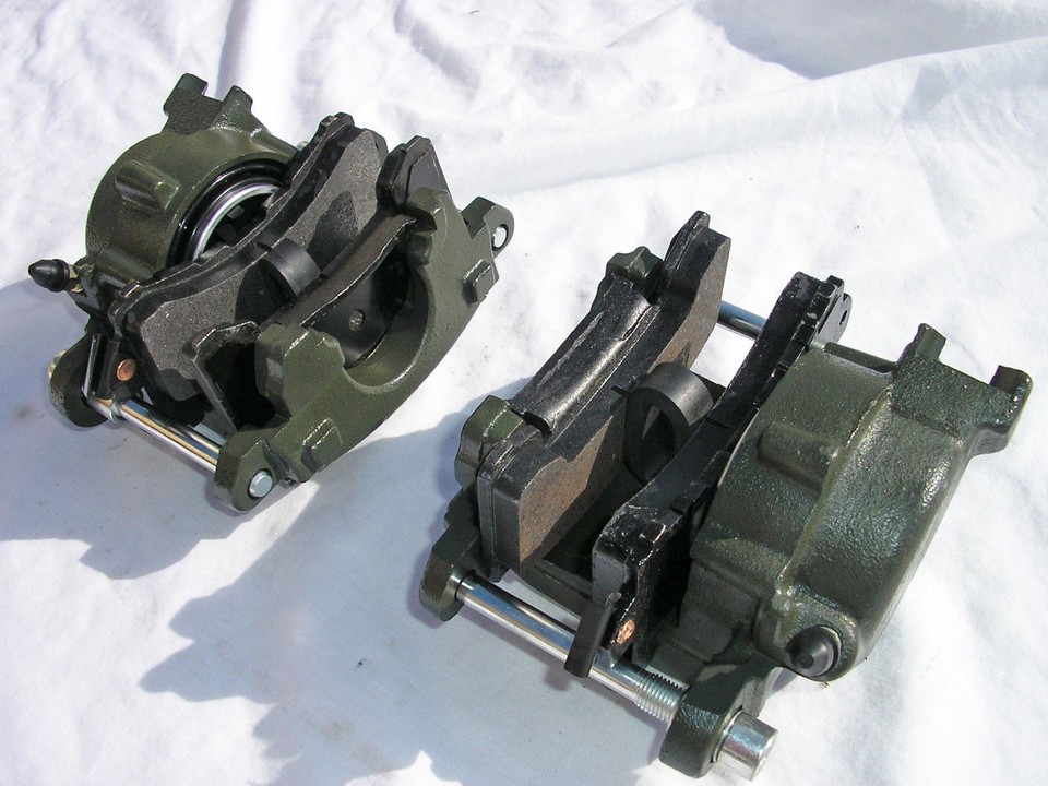 GM Chevy S10 S-10 Metric Loaded Front Disc Brake Calipers Pads street ...