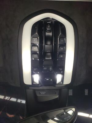 15 16 17 18 PORSCHE MACAN Overhead Console w/Sunroof Option; Black VF ...