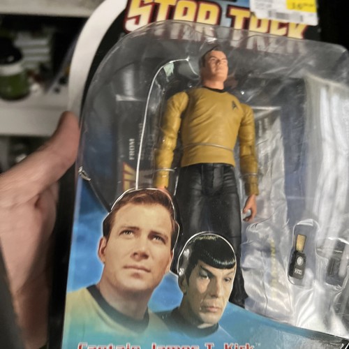 Diamond Select Star Trek: The Original Series: Captain Kirk Action ...