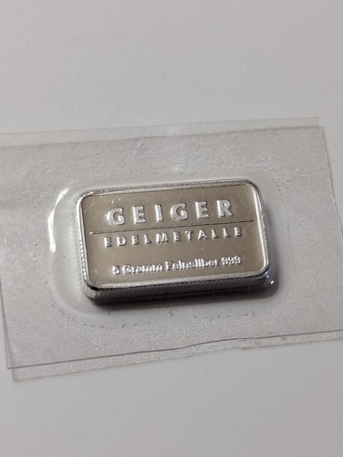 Pair Of Older Generation In Original Plastic Geiger Bars 5 Grams Each ...