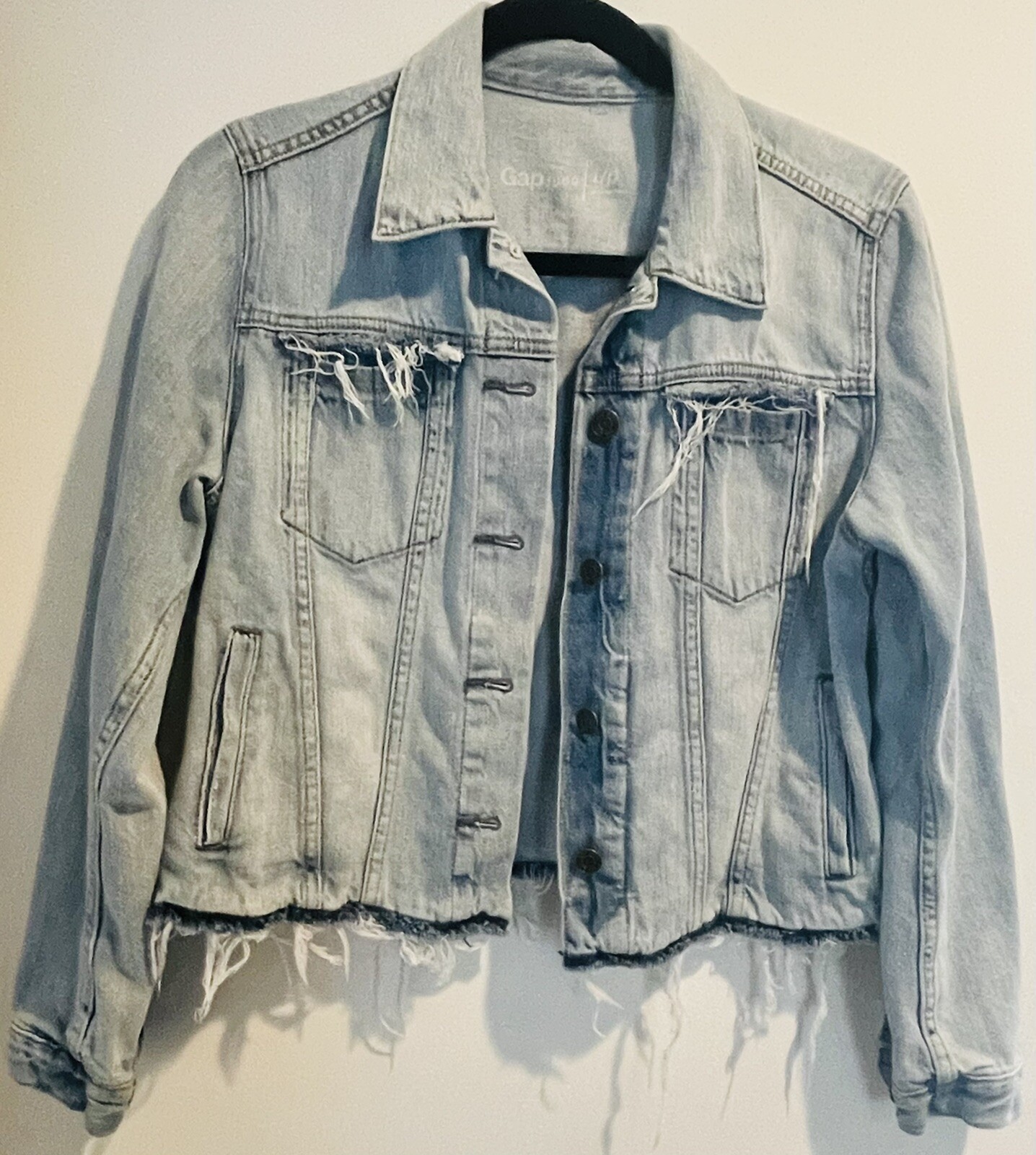 GAP 1969 Distressed Denim Jean Jacket Light Wash Wome… - Gem