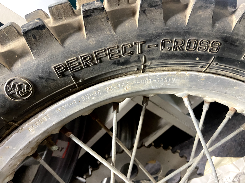 1970'S CAGIVA REAR WHEEL 36 SPOKES HUB TIRE 18"-1.85 RIM AKRONT 47T ...