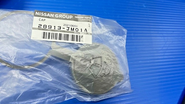 Genuine Nissan Cap-windshield Washer Tank 28913JM01A / 28913-jm01a OEM ...