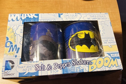 Batman Tin Salt & Pepper Shakers by Westland Giftware New in Display ...