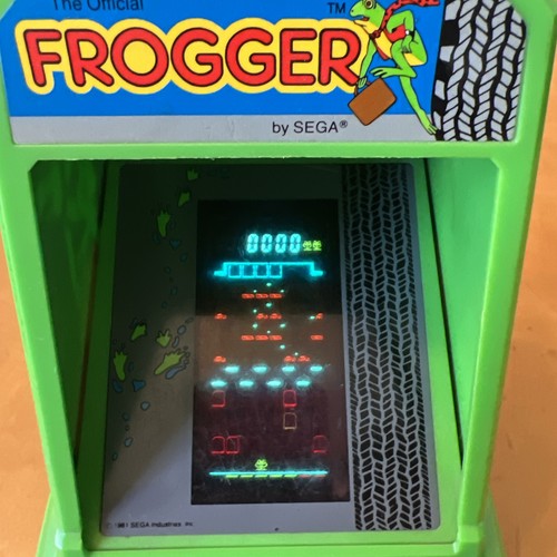 WORKING 1982 SEGA FROGGER MINI ARCADE VIDEO GAME TABLETOP HANDHELD ...