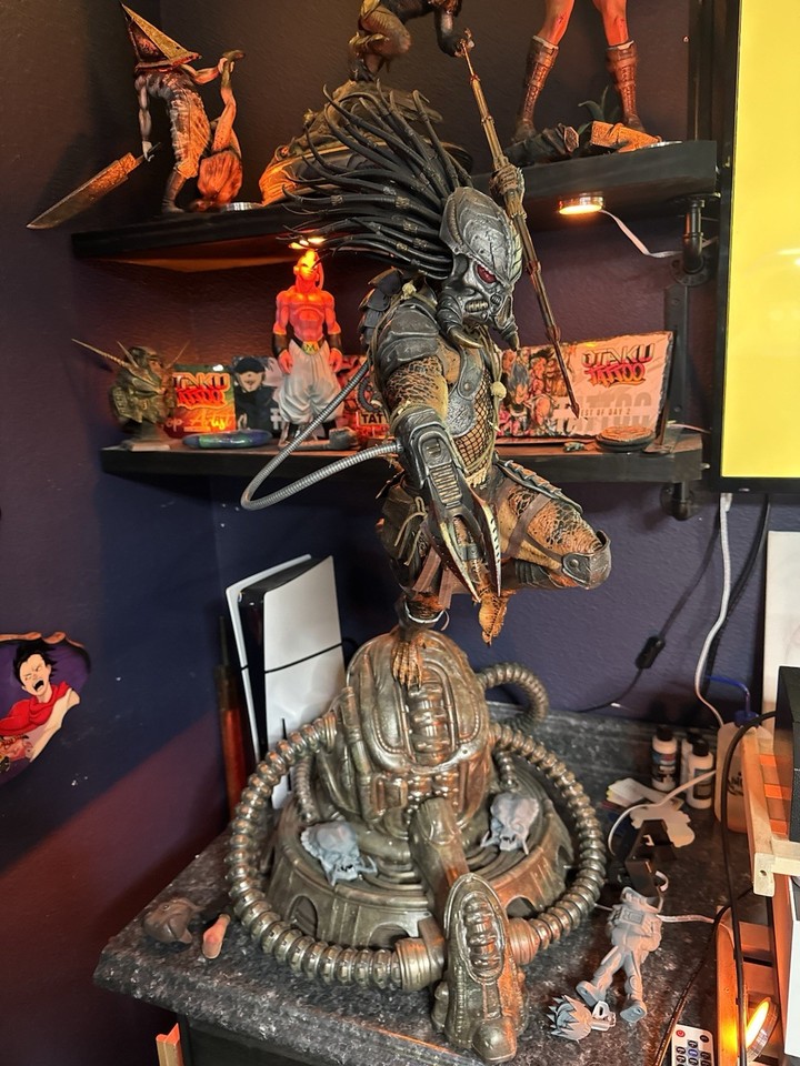 Prime 1 Cracked Tusk Predator 1/4 Regular Edition | eBay