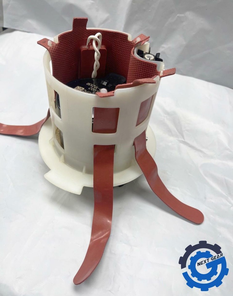 New OEM GM DEF Diesel Exhaust Fluid Pump Sierra Silverado 17-19 6.6L ...