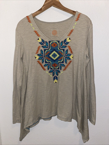 Double D Ranch Tan Beaded Embroidered Long Sleeve Aztec Tunic Shark ...