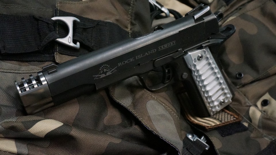 1911 PUNISHER Muzzle Brake and "Cobra " Grips COMBO COMPENSATOR ...