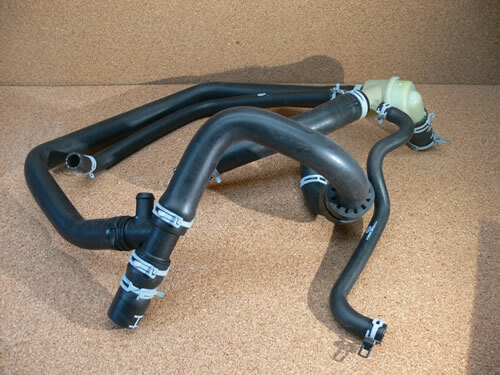 GENUINE LAND ROVER THERMOSTAT & HOSE LR3 LR4 4.0 V6 PEL500290 | eBay