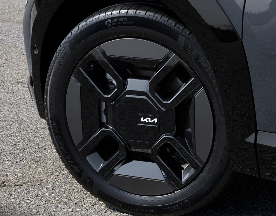 OEM 21inch Wheel Cover Dark Silver Color & Wheel Cap For 24 2025 Kia ...