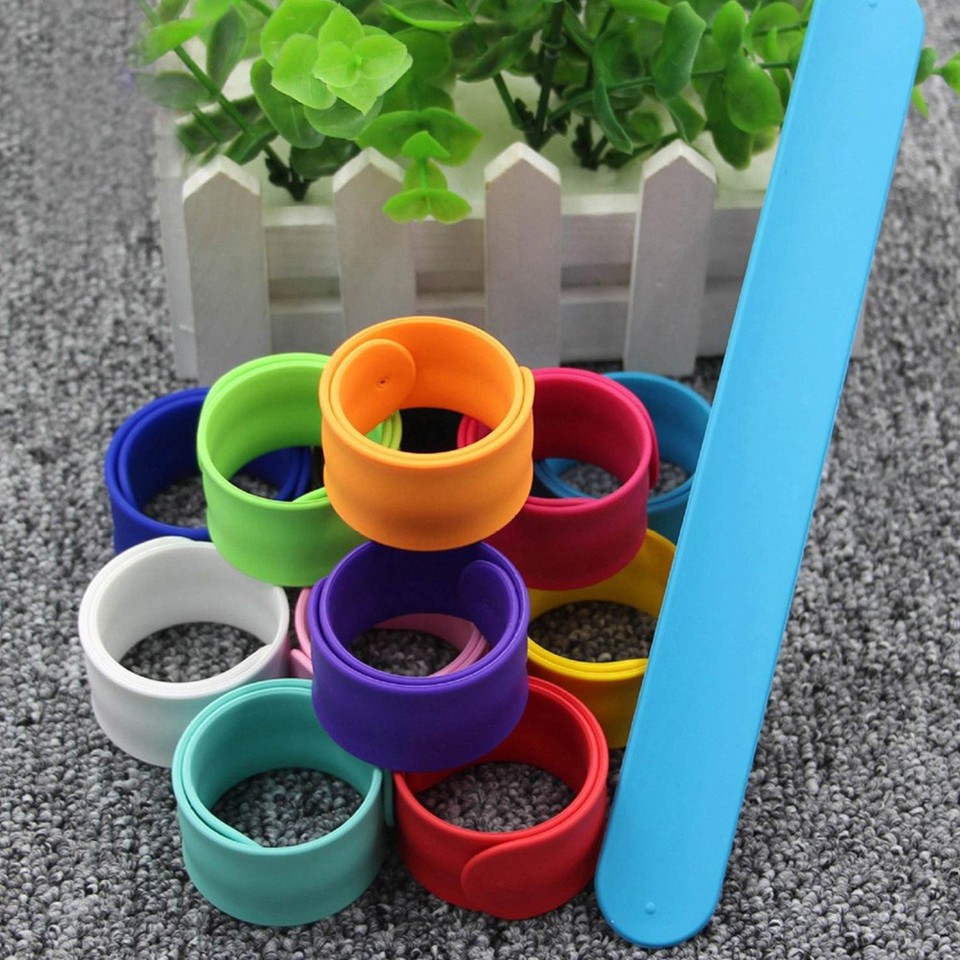 20pcs Silicone Snap Bracelet Solid Color Design Wristband Patting Hand ...