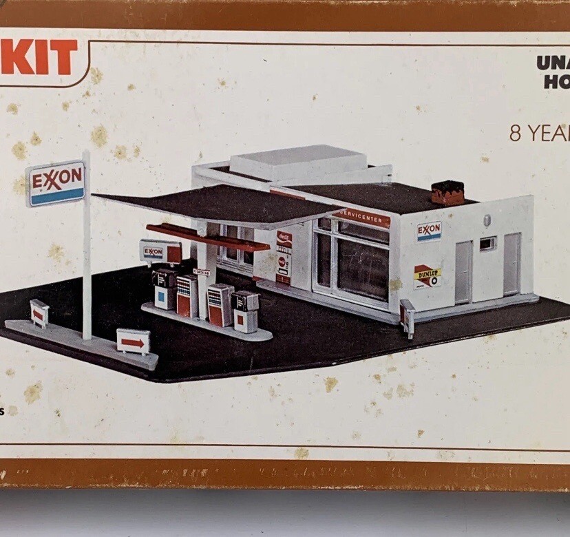 Vintage HO Scale TYCO Exxon Gas Station Kit 7757 for sale online | eBay