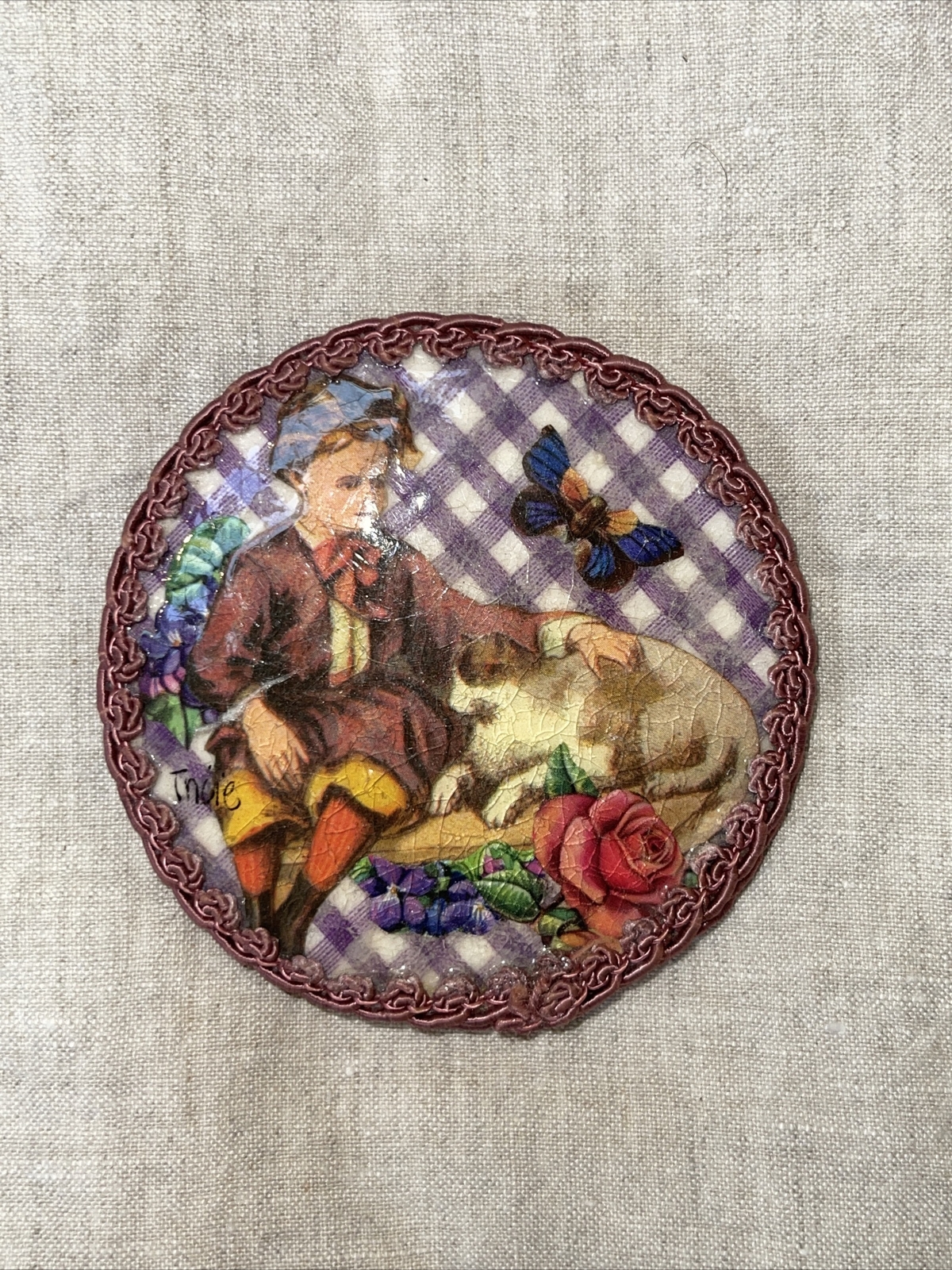 Cottagecore Victorian style whimsical pin back button… - Gem