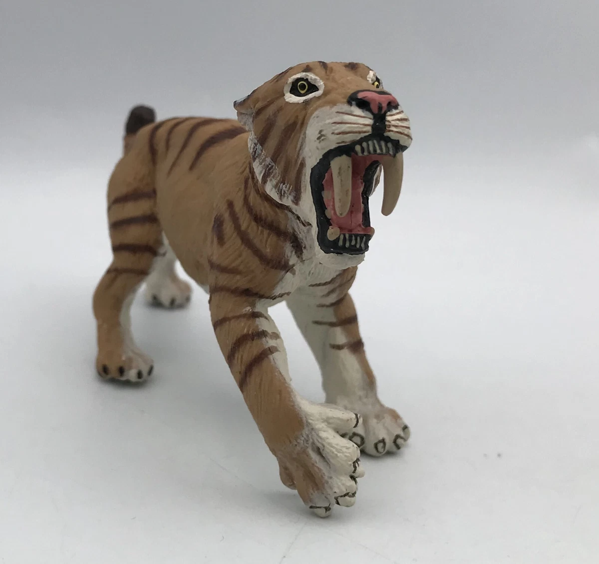 Safari Ltd Smilodon