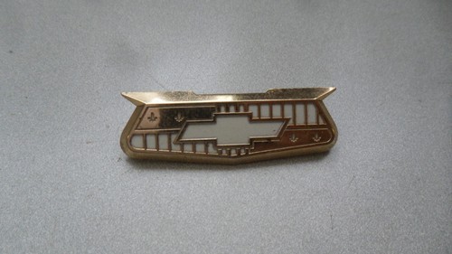 NOS Chevy 1955 1956 Belair Gold Crest NOS Emblem Clip GM 3725209 02DC2 ...