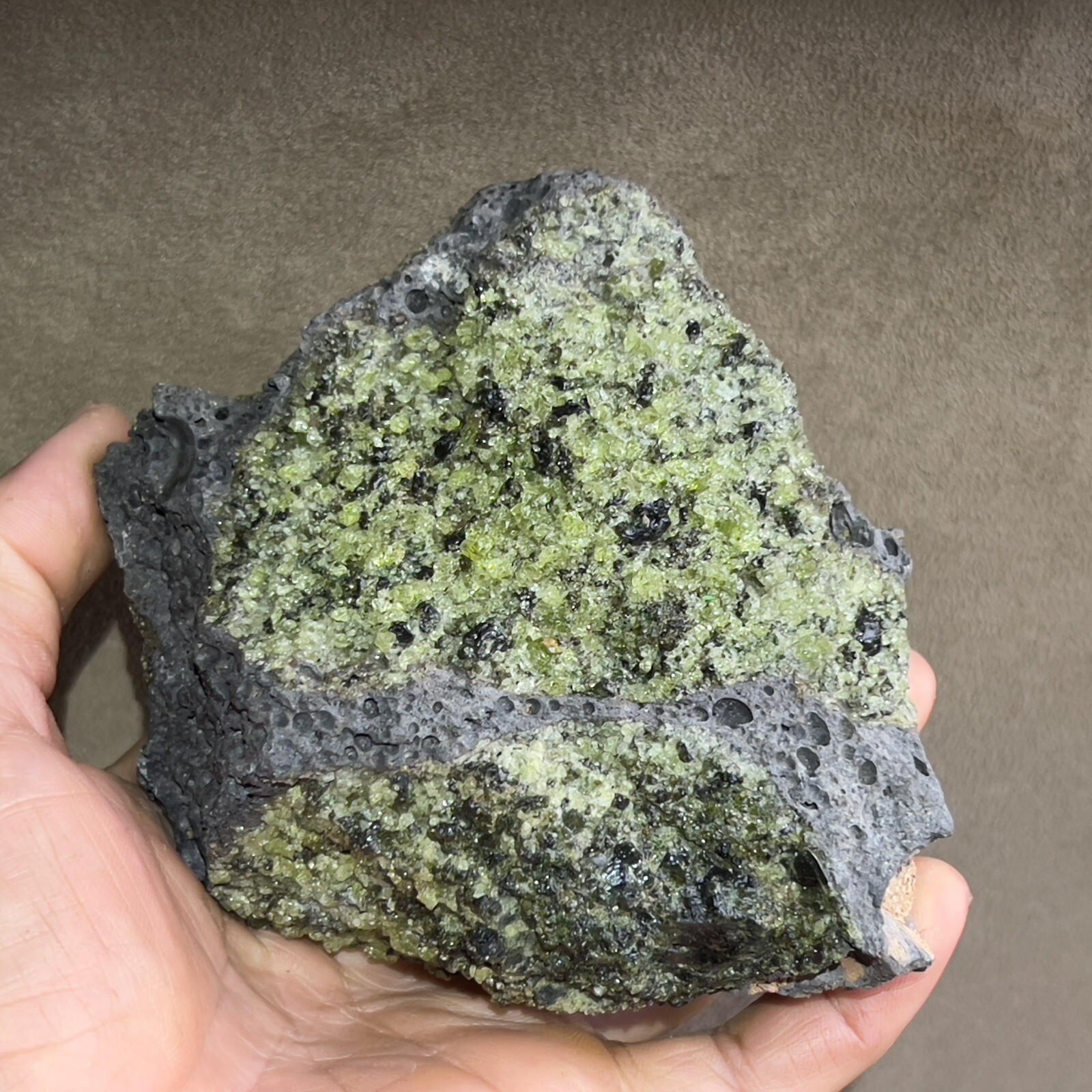 Green Peridot Crystals in Basalt Matrix | Olivine | Arizona | eBay