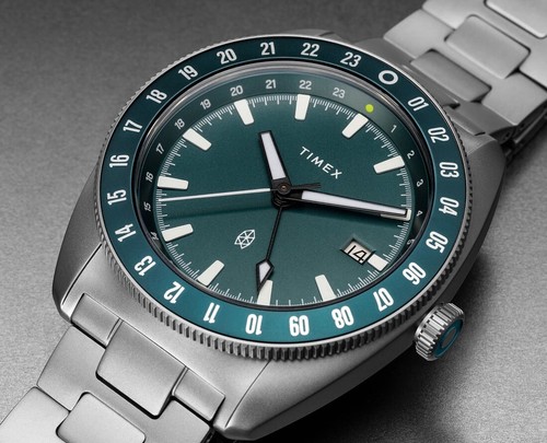 🔥 Timex x The James Brand Titanium Automatic GMT 41mm Watch Gift Set ...