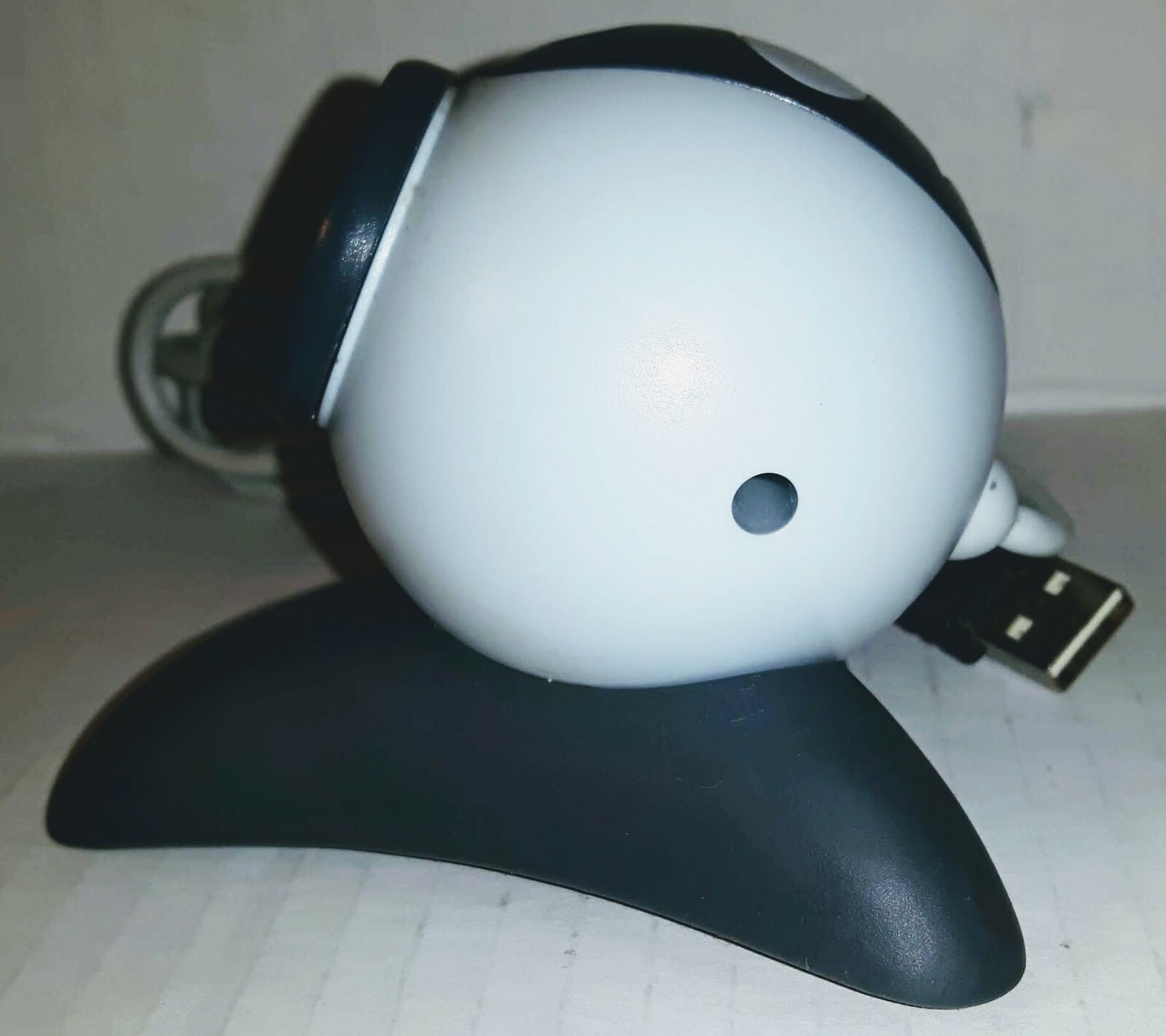 LOGITECH PC Desktop Web Camera V-UM14 P/N: 861092-0100 (Older Windows ...