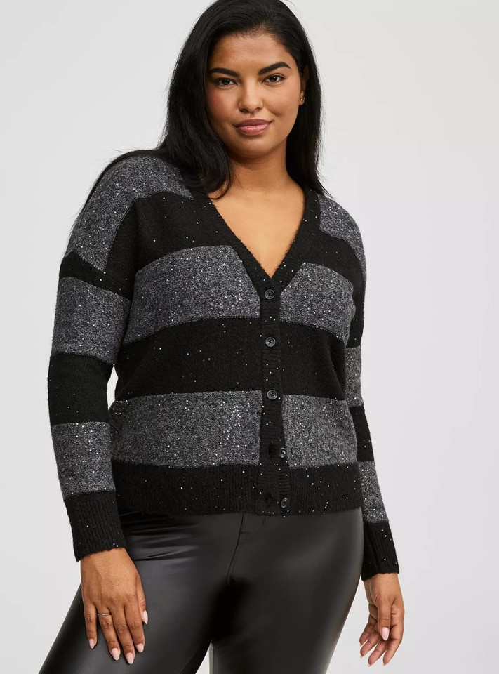 Torrid Women's 4x Vegan Cashmere Drop Shoulder Button Front Crop ...