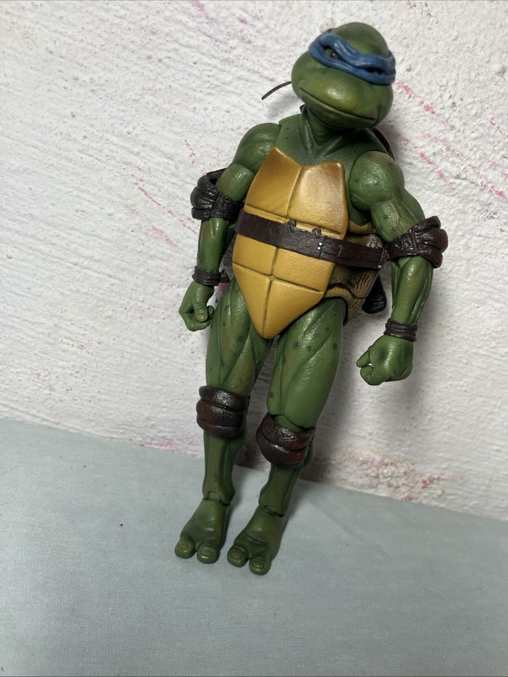 NECA 2018 Teenage Mutant Ninja Turtles Leonardo Action Figure Loose ...
