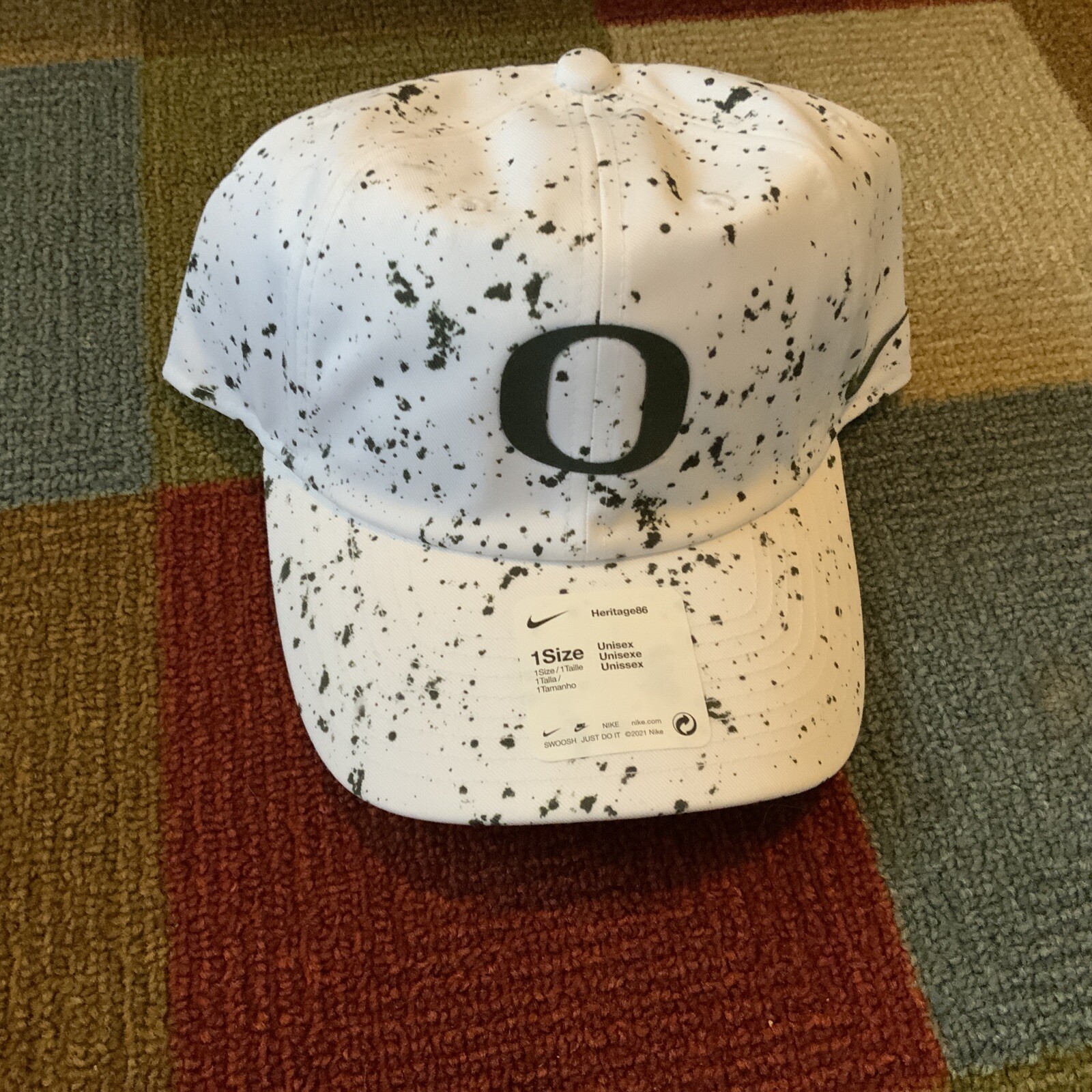 Nike Oregon Ducks Heritage86 Unisex 1Size Hat White Speckle Eggshell ...