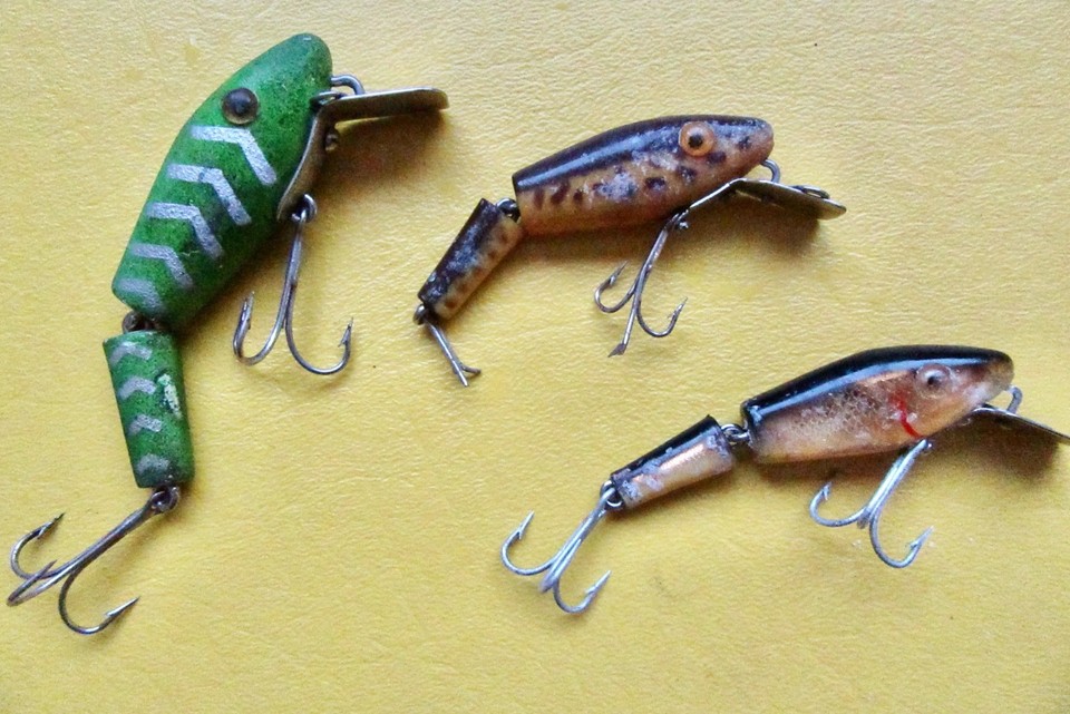 (10) Vintage Lures: (2) Canadian Wigglers, (3) Heddons, (3) L&S, Fred ...