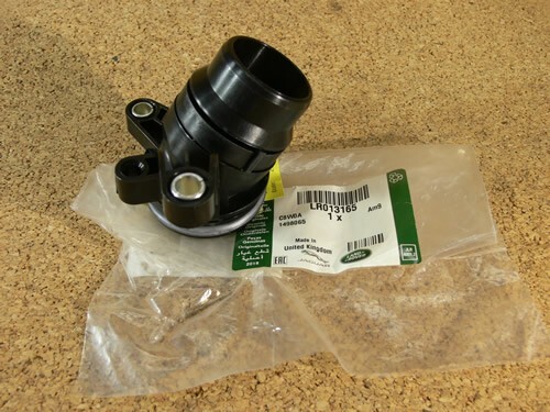 GENUINE LAND ROVER BOTTOM RADIATOR HOSE CONNECTOR LR4 RANGE ROVER SPORT ...