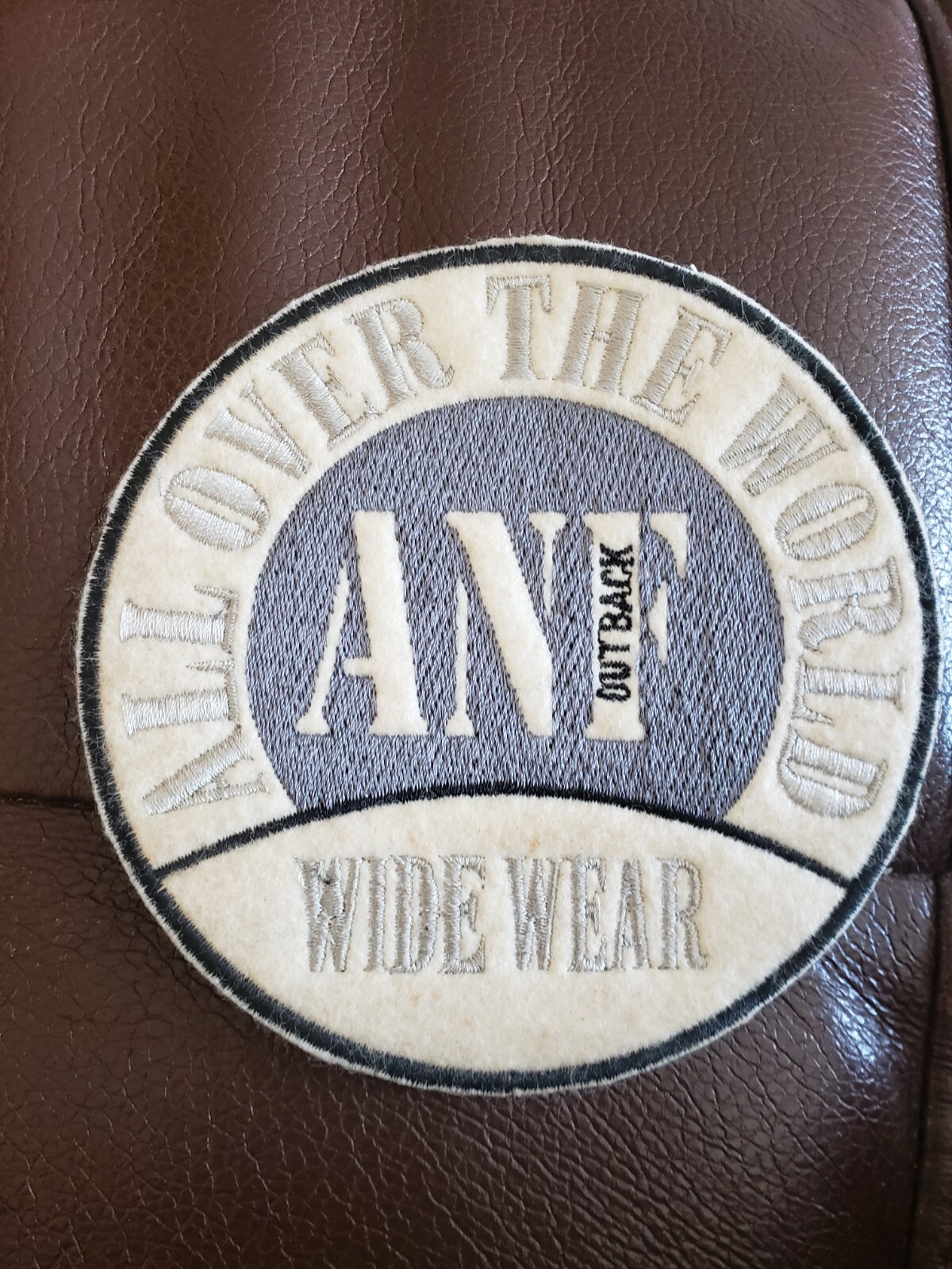 ALL OVER THE WORLD ANF AUSTRALIA OUTBACK WIDE WEAR 4.5" CIRCLE GLUE SEW ...