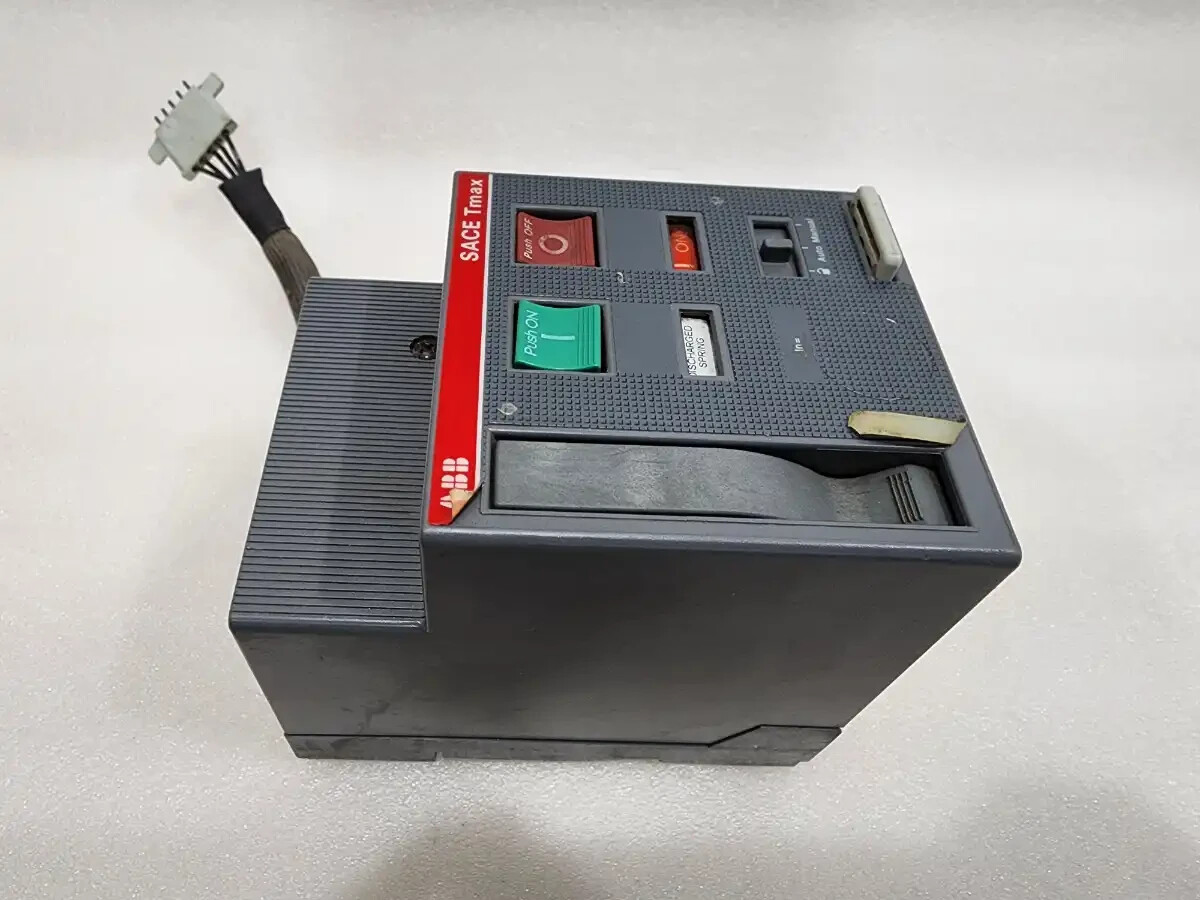 ABB SACE TMAX CIRCUIT BREAKER MOTOR OPERATOR T4-T5 220-250V | eBay