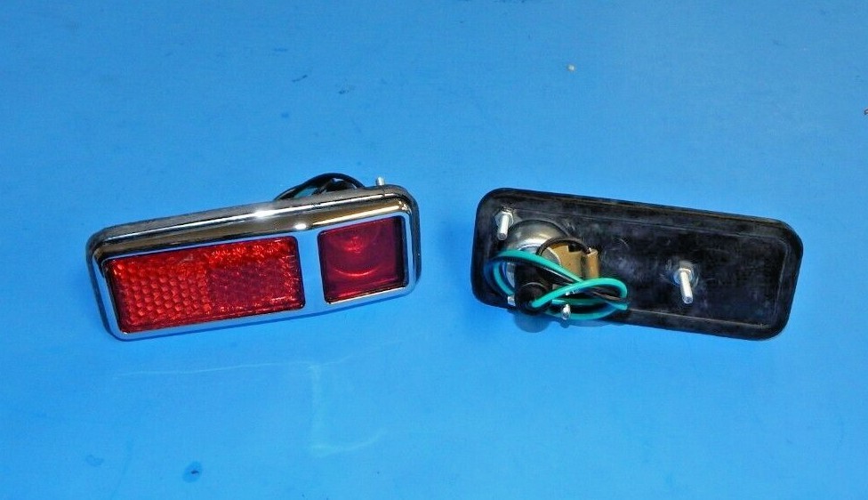 New Set of 2 Rear Side Marker Lights With Rubber Gaskets MG Midget 1970 ...