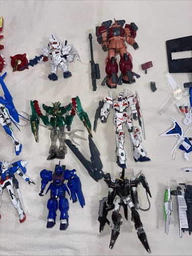 Collection of (14) Vintage Gundam Wing Action Figures + Accessories ...