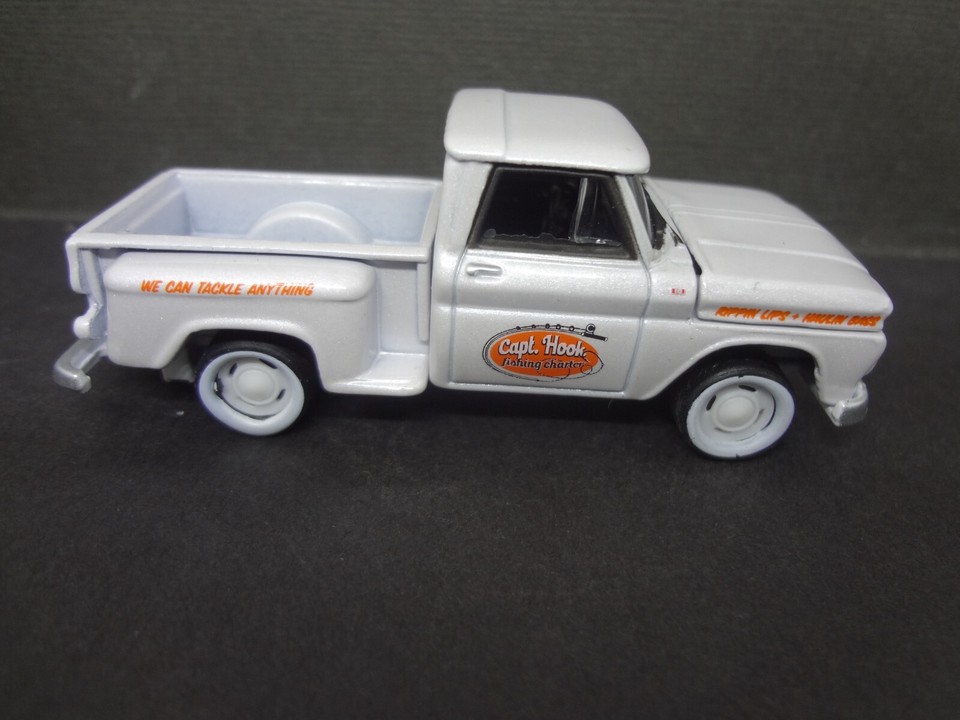 Johnny Lightning 1965 Chevy Stepside white lightning - Loose New Mint 1 ...