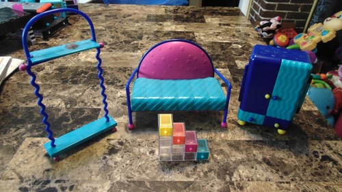 LOL Doll House Mansion Furniture lot Couch Clothes rack dresser closet ...