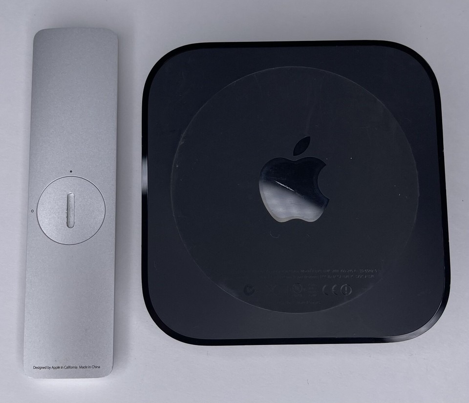 Apple TV (2nd Generation) 8GB Media Streamer - A1378 W/ Remote & Power ...