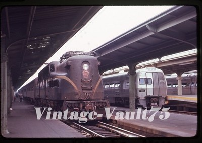 ORIGINAL SLIDE PRR GG-1 4917 PENNSYLVANIA PC PENN CENTRAL 888 ...